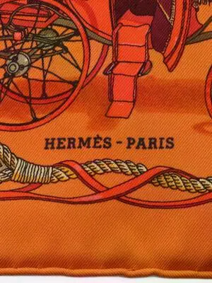 Hermès 2010s Musee Silk Scarf - Orange