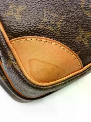 LOUIS VUITTON 2003 Amazone Monogram Cross Body Bag