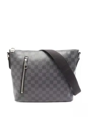 LOUIS VUITTON Damier Graphite Shoulder Bag - Black