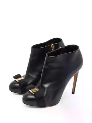FERRAGAMO Vara Bow Leather Ankle Boots