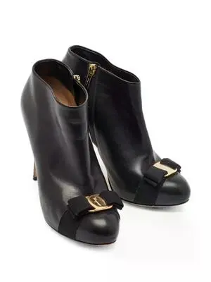 FERRAGAMO Vara Bow Leather Ankle Boots