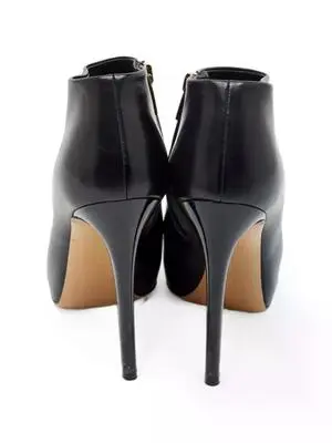 FERRAGAMO Vara Bow Leather Ankle Boots