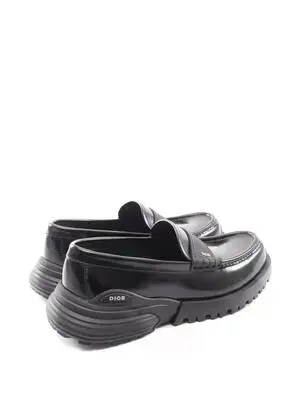 Dior Round Toe Logo Plaque Loafers - Black
