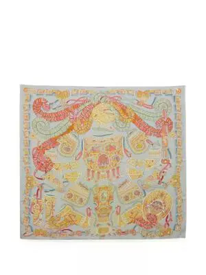 Hermès Sous L'egide De Mars Carré Scarf - Grey