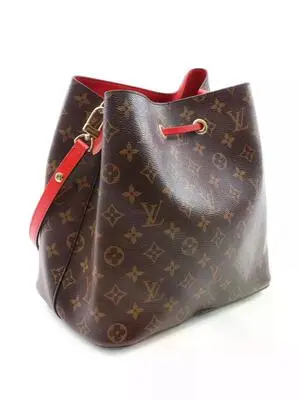 LOUIS VUITTON 2019 Neonoé Monogram Shoulder Bag