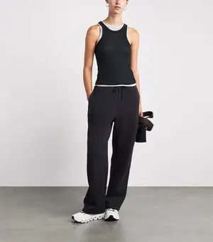 On Focus Tech Sweatpants - Black