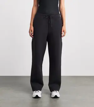 On Focus Tech Sweatpants - Black