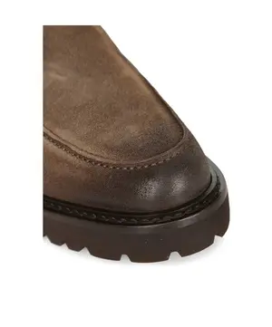 DOUCAL'S Round-toe Suede Chelsea Boots