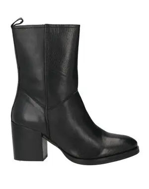 NILA & NILA Leather Ankle Boots