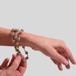 REJECTED HEARTS CLUB La Princesa Hematite Bracelet