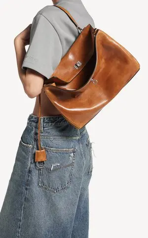 Balenciaga Rodeo Medium Leather Top Handle Bag