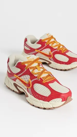 Nike V5 Rnr Shoes