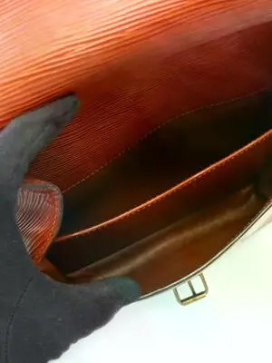 LOUIS VUITTON Epi Leather Shoulder Bag