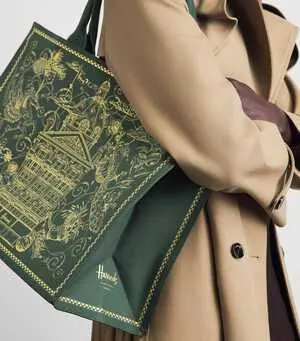Harrods Building Print Tote Bag