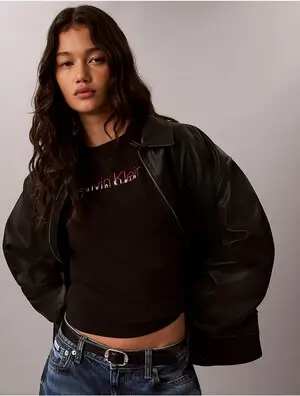 Calvin Klein Icon Sport Graphic High Hip Tee - Black