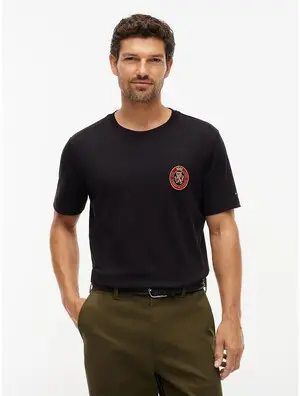 Tommy Hilfiger Crest Patch Smooth Cotton Pocket T-shirt - Black