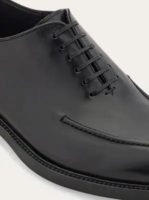 FERRAGAMO Oxford Shoe With Stitching Detail