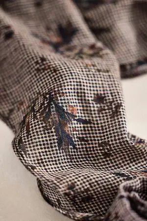 ELIZABETH GILLETT Ggham Floral Cotton Scarf - Brown