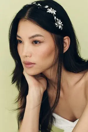 TWIGS & HONEY Crystal Pearl Burst Tiara
