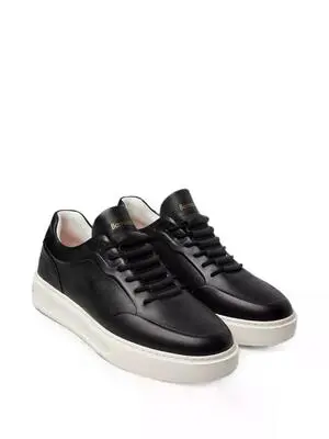 Barracuda Logo Sneakers For Men