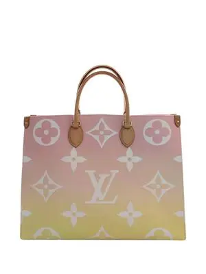 LOUIS VUITTON Monogram Giant The Pool Onthego Gm Satchel - Pink