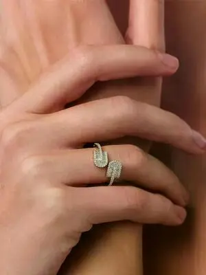 U LOS ANGELES Diamond U Duo Twist Ring