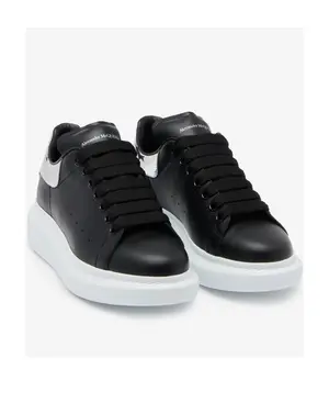 Alexander McQueen Oversized Lace-up Sneakers - Black/silver