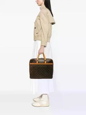 LOUIS VUITTON 2001 Monogram Porte Documents Pegase Business Bag