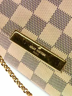 LOUIS VUITTON Favorite Damier Mm Crossbody Bag - White