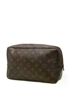 LOUIS VUITTON Monogram Trousse Toilette 28 Clutch Bag