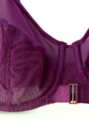 Chantelle Embroidered Mesh-panel Bra