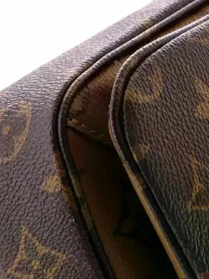 LOUIS VUITTON Pochette Metis Reverse Monogram Canvas Crossbody Bag