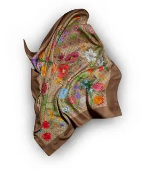 Gucci Wool And Silk Shawl With Gg Print