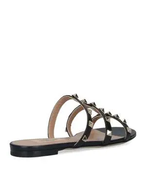 Valentino Garavani Rockstud Slide Sandals - Black