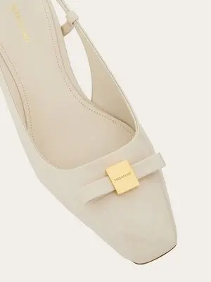 FERRAGAMO Bow Slingback Heel - Nude