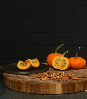 TEAKHAUS Round Serving And Cutting Board