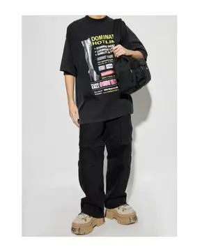 Vetements Slogan Printed Crewneck T-shirt