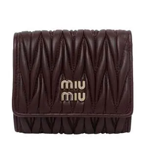 Miu Miu Logo Matelasse' Wallet - Red