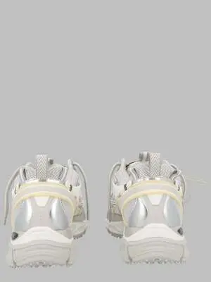 Off-White Sneaker Be Right Back