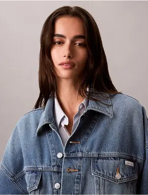 Calvin Klein Relaxed Trucker Denim Jacket