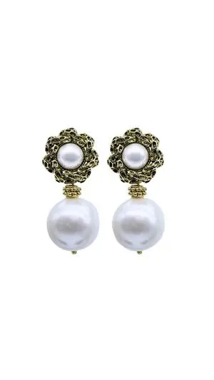 BAYEMEYC Gold / White Fiore Pearl Earrings - Gold/white