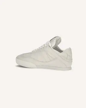 Chloé Kick Sneakers