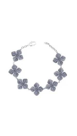 BAYEMEYC Elyndra Choker Necklace - Silver