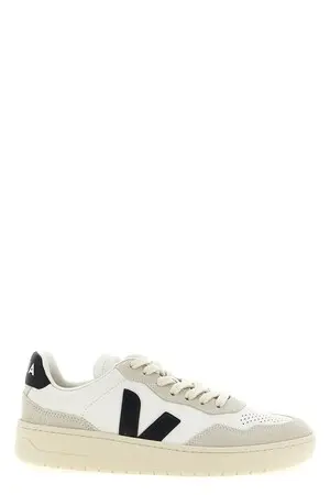 VEJA V-90' Sneakers - White/black
