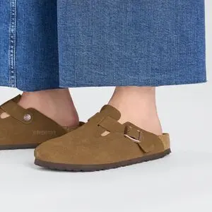 BIRKENSTOCK Boston Buckle Detailed Slip-on Mules