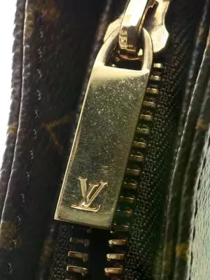 LOUIS VUITTON 2001 Monogram Looping Mm Shoulder Bag