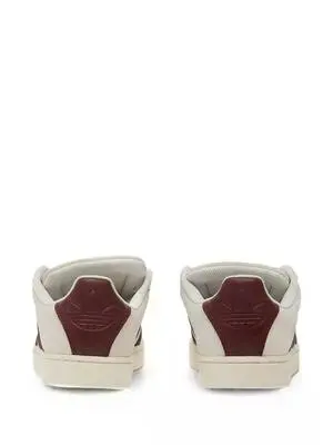 Adidas Superstar Sneakers