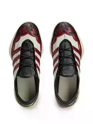 Y3 Regu 2002 Sneakers