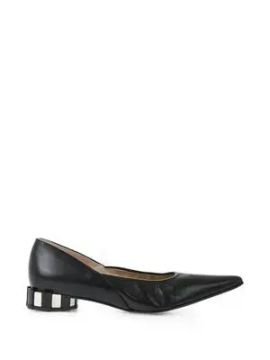 AMI Paris Pointed-toe Pleated Shoes - Black