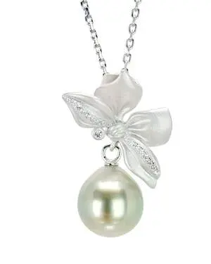 SMUCCII Rivea Pearl Pendant - Silver